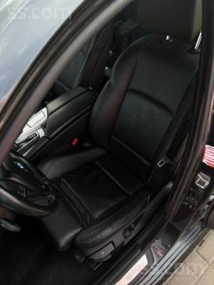 Grey BMW 525 2011 in Rezekne, with an engine capacity of 3.00 L and mileage of 376 thousand km for 10500 €, photo 14 on AUTOMOTO.COM.LV