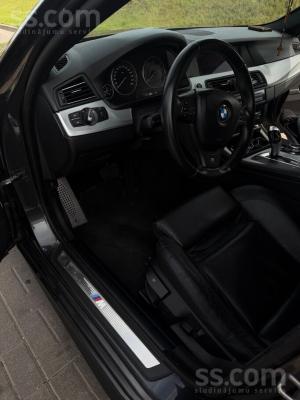 Grey BMW 525 2011 in Rezekne, with an engine capacity of 3.00 L and mileage of 376 thousand km for 10500 €, photo 16 on AUTOMOTO.COM.LV