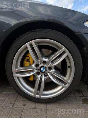 Grey BMW 525 2011 in Rezekne, with an engine capacity of 3.00 L and mileage of 376 thousand km for 10500 €, photo 19 on AUTOMOTO.COM.LV