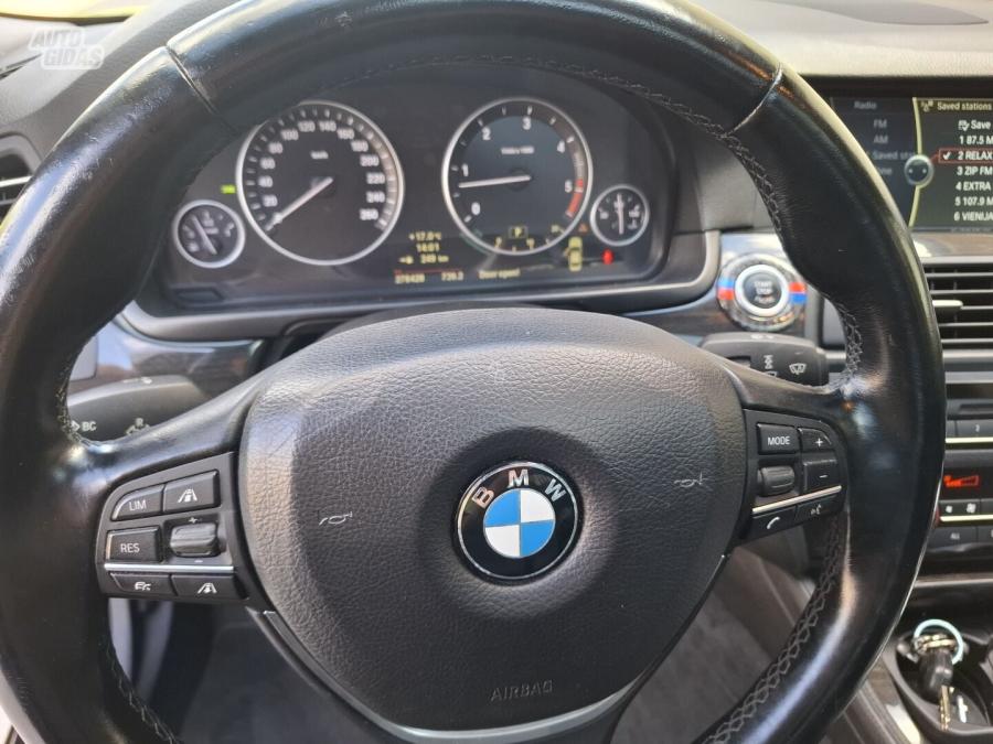 Grey BMW 525 2011 in Silute, with an engine capacity of 3.00 L and mileage of 279 thousand km for 7000 €, photo 15 on AUTOMOTO.COM.LV