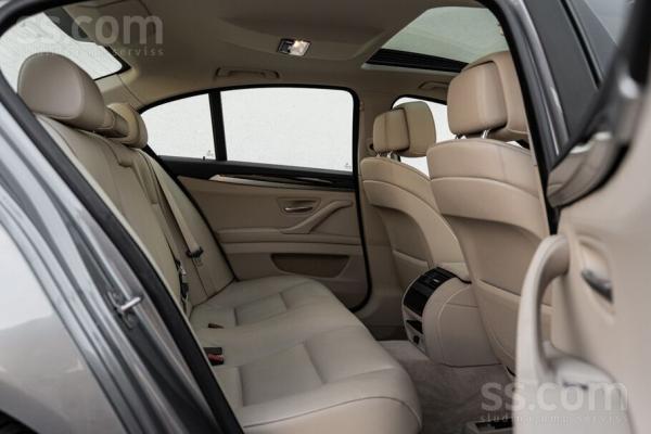 Pelēks BMW 525 2011 Rīga, ar dzinēja tilpumu 3.00 L un nobraukumu 289 tūkst. km par 8650 €, foto 11 vietnē AUTOMOTO.COM.LV