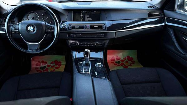 Pelēks BMW 525 2012 Viļņa, ar dzinēja tilpumu 2.00 L un nobraukumu 304 tūkst. km par 8990 €, foto 11 vietnē AUTOMOTO.COM.LV