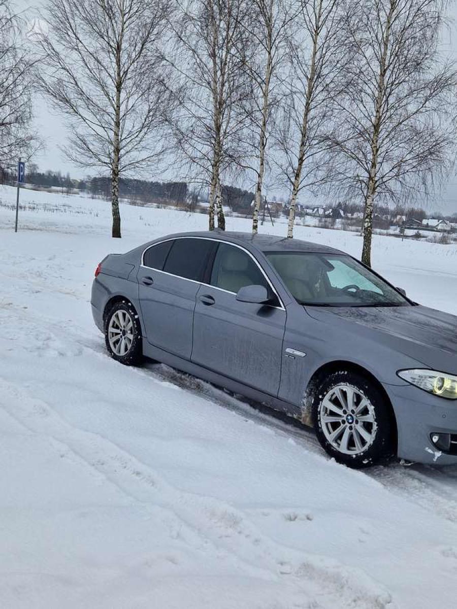 Pelēks BMW 525 2012 Šauļi, ar dzinēja tilpumu 2.00 L un nobraukumu 225 tūkst. km par 10500 €, foto 6 vietnē AUTOMOTO.COM.LV