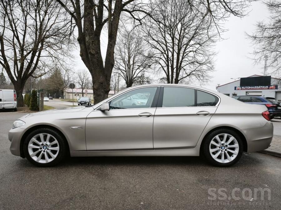 Grey BMW 525 2012 in Cesis, with an engine capacity of 2.00 L and mileage of 334 thousand km for 10900 €, photo 6 on AUTOMOTO.COM.LV