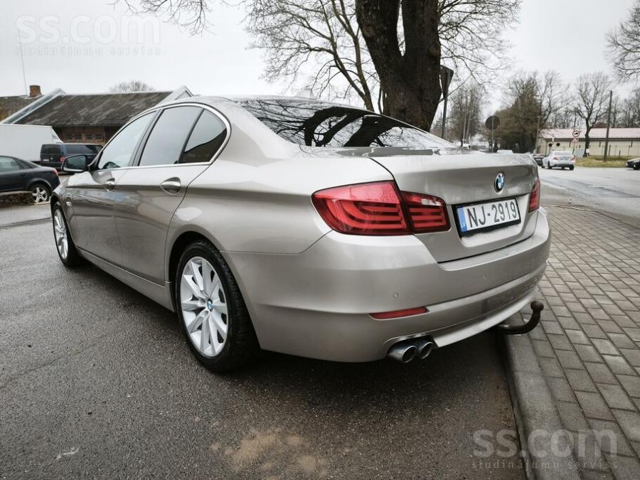 Grey BMW 525 2012 in Cesis, with an engine capacity of 2.00 L and mileage of 334 thousand km for 10900 €, photo 8 on AUTOMOTO.COM.LV