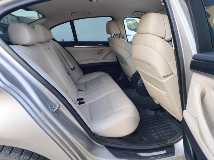 Pelēks BMW 525 2012 Cēsis, ar dzinēja tilpumu 2.00 L un nobraukumu 334 tūkst. km par 10900 €, foto 20 vietnē AUTOMOTO.COM.LV