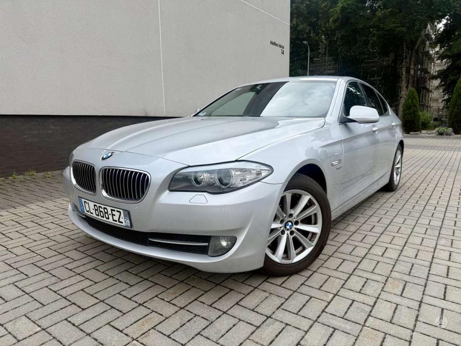 Pelēks BMW 525 2012 Tauragė, ar dzinēja tilpumu 2.00 L un nobraukumu 250 tūkst. km par 6700 €, foto 1 vietnē AUTOMOTO.COM.LV