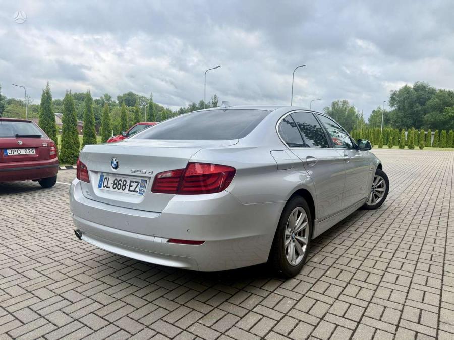 Pelēks BMW 525 2012 Tauragė, ar dzinēja tilpumu 2.00 L un nobraukumu 250 tūkst. km par 6700 €, foto 7 vietnē AUTOMOTO.COM.LV