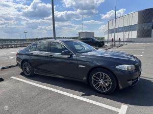 Pelēks BMW 525 2012 Viļņa, ar dzinēja tilpumu 2.00 L un nobraukumu 266 tūkst. km par 8300 €, foto 7 vietnē AUTOMOTO.COM.LV
