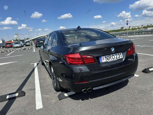 Grey BMW 525 2012 in Vilnius, with an engine capacity of 2.00 L and mileage of 266 thousand km for 8300 €, photo 10 on AUTOMOTO.COM.LV