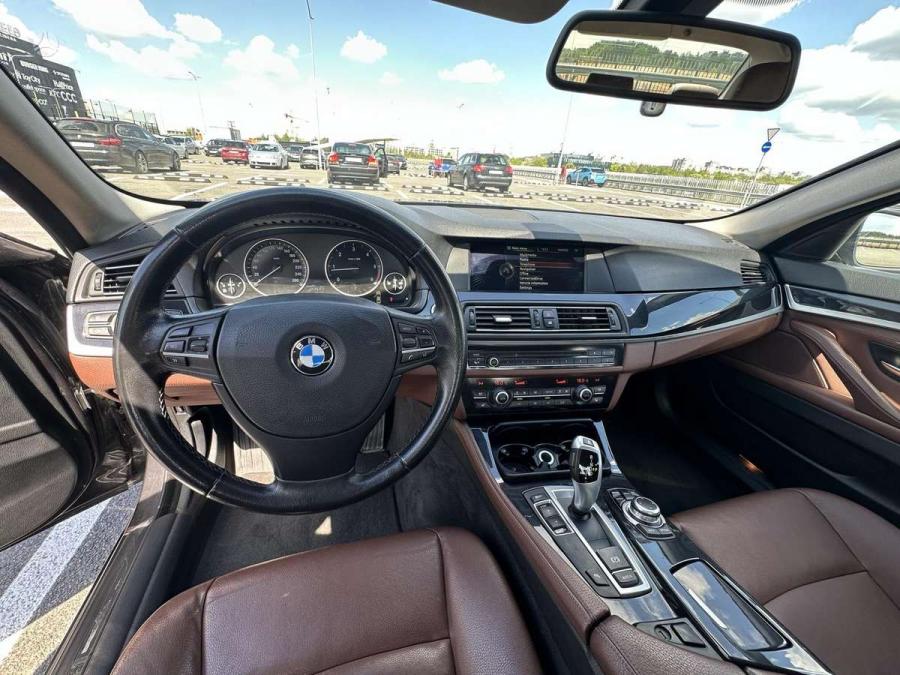 Pelēks BMW 525 2012 Viļņa, ar dzinēja tilpumu 2.00 L un nobraukumu 266 tūkst. km par 8300 €, foto 15 vietnē AUTOMOTO.COM.LV