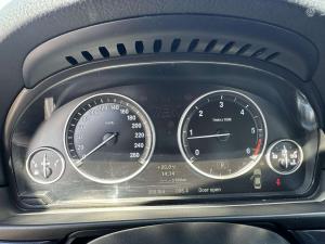 Pelēks BMW 525 2012 Viļņa, ar dzinēja tilpumu 2.00 L un nobraukumu 266 tūkst. km par 8300 €, foto 16 vietnē AUTOMOTO.COM.LV