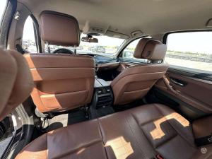 Pelēks BMW 525 2012 Viļņa, ar dzinēja tilpumu 2.00 L un nobraukumu 266 tūkst. km par 8300 €, foto 19 vietnē AUTOMOTO.COM.LV