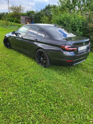 Grey BMW 525 2013 in Bauska, with an engine capacity of 2.00 L and mileage of 335 thousand km for 10500 €, photo 11 on AUTOMOTO.COM.LV