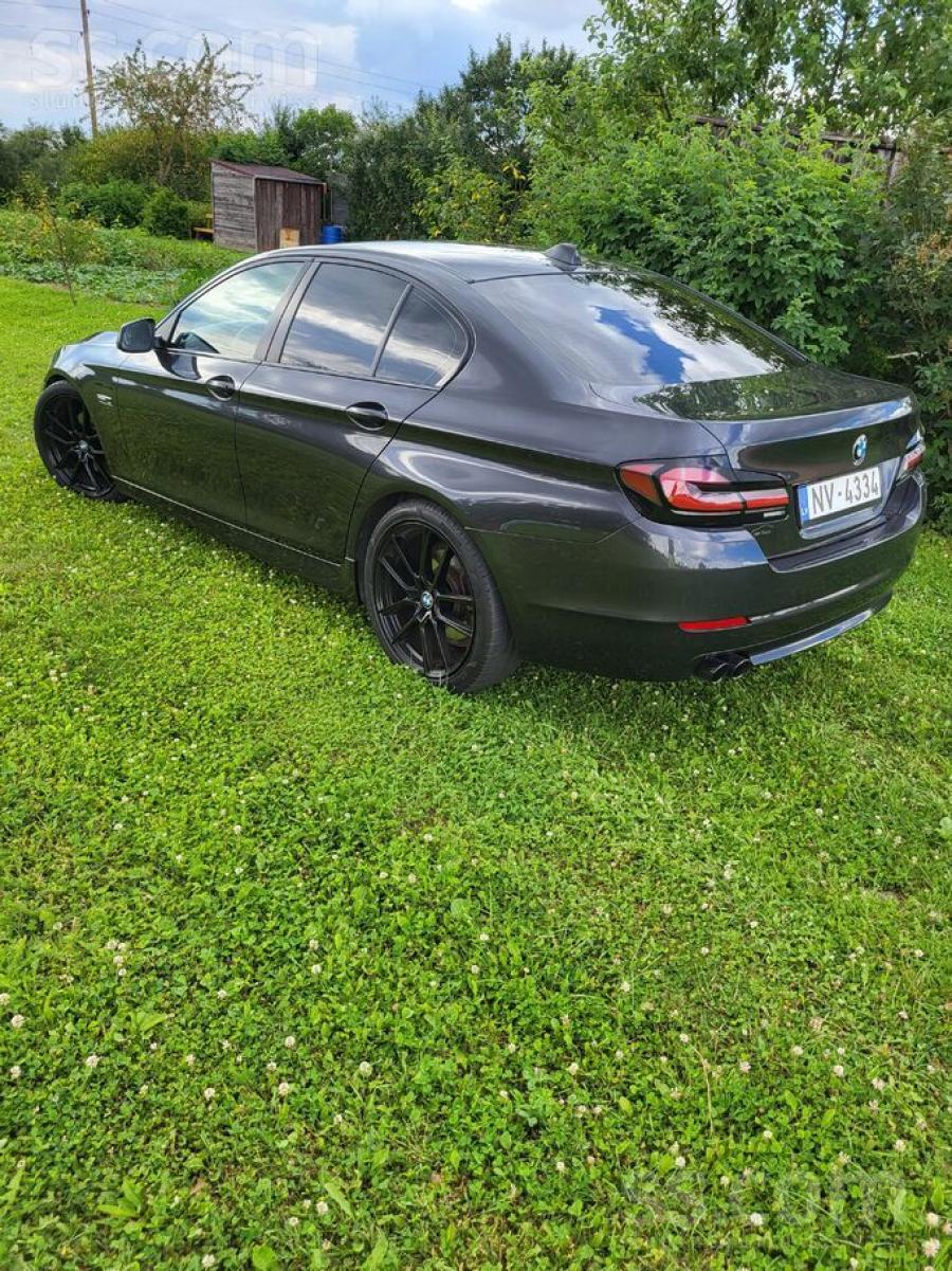 Grey BMW 525 2013 in Bauska, with an engine capacity of 2.00 L and mileage of 335 thousand km for 10500 €, photo 11 on AUTOMOTO.COM.LV