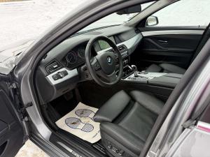 Grey BMW 525 2013 in Taurage, with an engine capacity of 2.00 L and mileage of 299 thousand km for 9500 €, photo 16 on AUTOMOTO.COM.LV