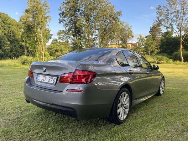 Pelēks BMW 525 2013 Biržai, ar dzinēja tilpumu 2.00 L un nobraukumu 357 tūkst. km par 8900 €, foto 4 vietnē AUTOMOTO.COM.LV