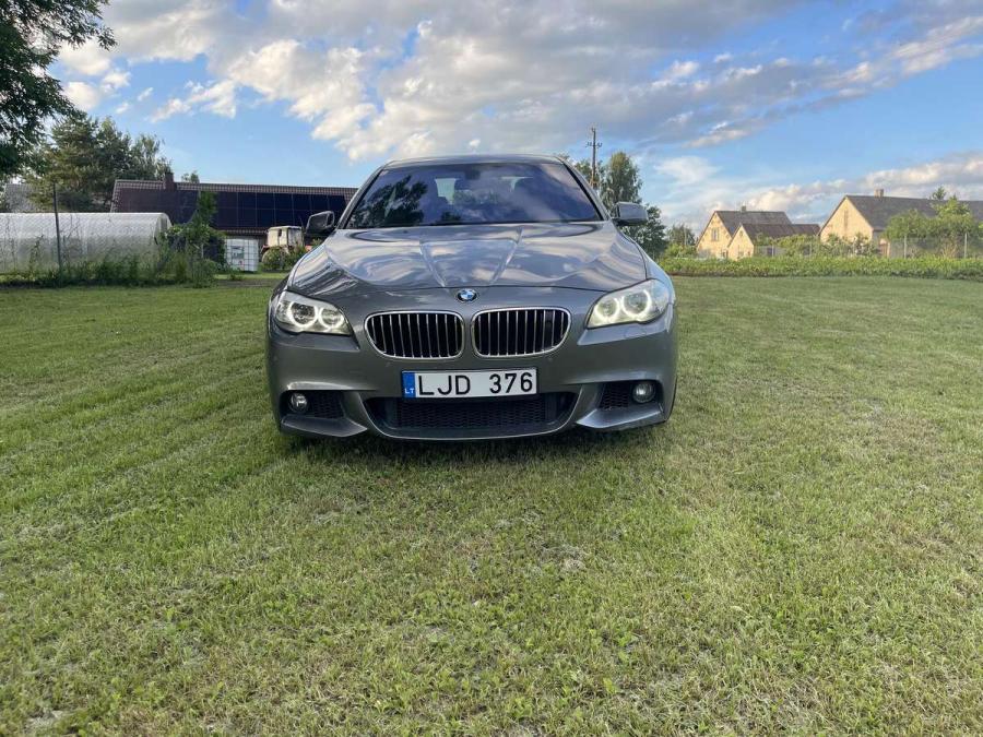 Pelēks BMW 525 2013 Biržai, ar dzinēja tilpumu 2.00 L un nobraukumu 357 tūkst. km par 8900 €, foto 12 vietnē AUTOMOTO.COM.LV