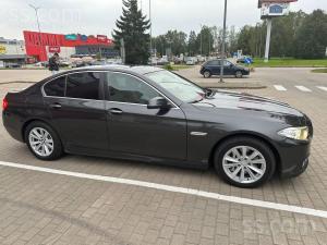 Grey BMW 525 2013 in Riga, with an engine capacity of 2.00 L and mileage of 210 thousand km for 11100 €, photo 4 on AUTOMOTO.COM.LV