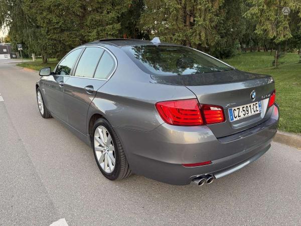 Pelēks BMW 525 2013 Tauragė, ar dzinēja tilpumu 2.00 L un nobraukumu 299 tūkst. km par 8900 €, foto 4 vietnē AUTOMOTO.COM.LV