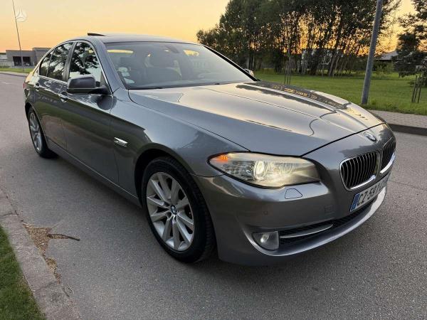 Pelēks BMW 525 2013 Tauragė, ar dzinēja tilpumu 2.00 L un nobraukumu 299 tūkst. km par 8900 €, foto 10 vietnē AUTOMOTO.COM.LV