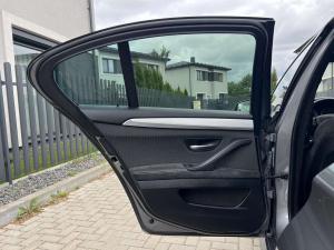 Pelēks BMW 525 2013 Viļņa, ar dzinēja tilpumu 2.00 L un nobraukumu 338 tūkst. km par 9850 €, foto 27 vietnē AUTOMOTO.COM.LV