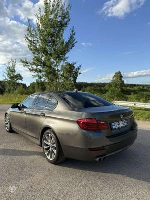 Grey BMW 525 2014 in Vilnius, with an engine capacity of 2.00 L and mileage of 320 thousand km for 12300 €, photo 7 on AUTOMOTO.COM.LV