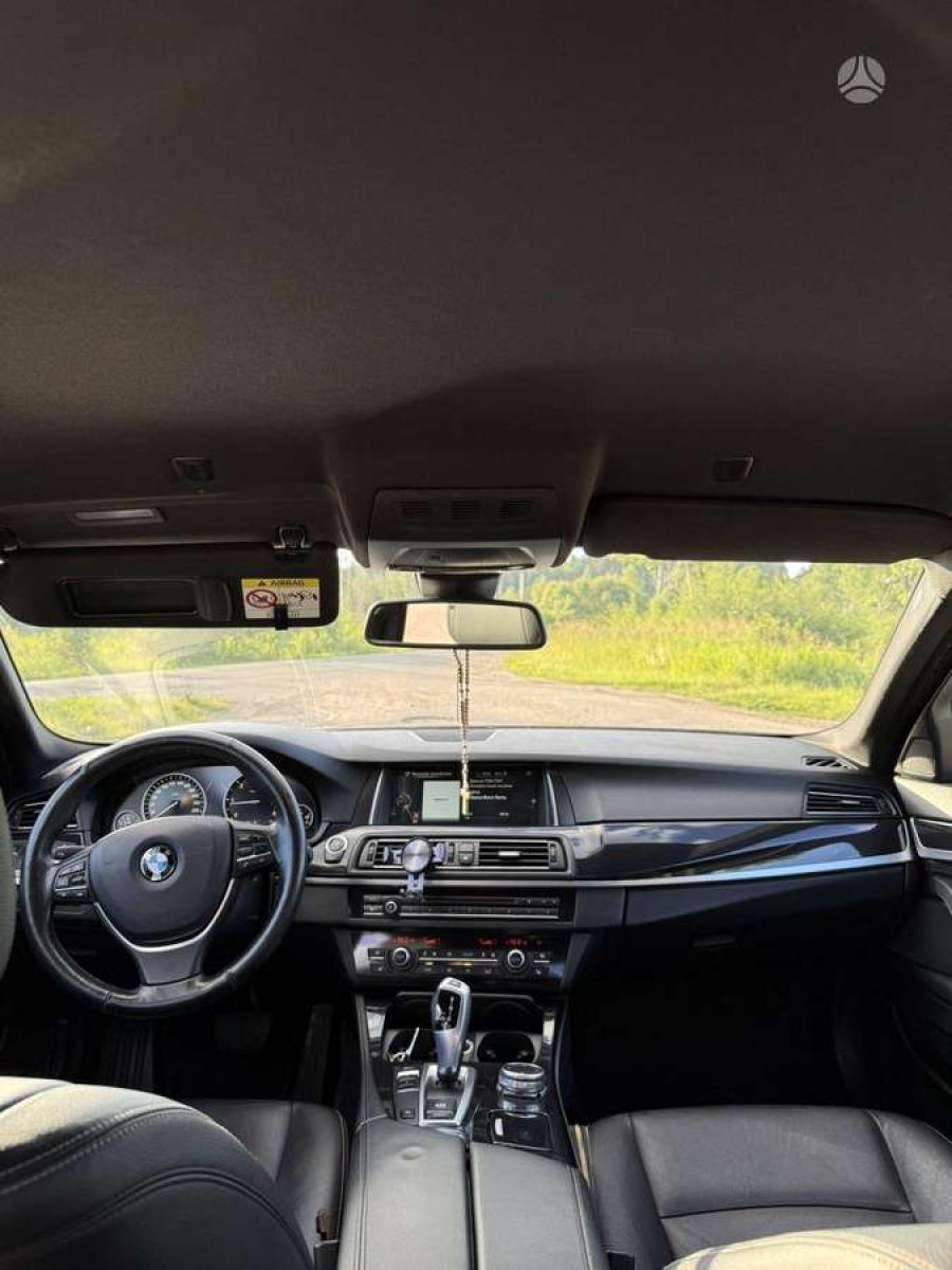 Grey BMW 525 2014 in Vilnius, with an engine capacity of 2.00 L and mileage of 320 thousand km for 12300 €, photo 9 on AUTOMOTO.COM.LV