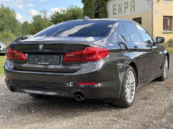 Grey BMW 525 2017 in Ukmerge, with an engine capacity of 2.00 L and mileage of 138 thousand km for 9300 €, photo 6 on AUTOMOTO.COM.LV