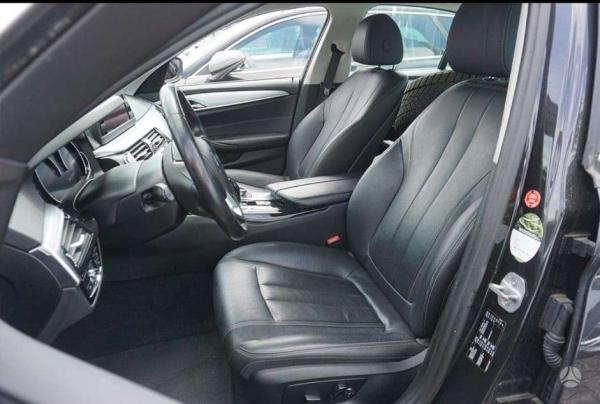 Grey BMW 525 2018 in Marijampole, with an engine capacity of 2.00 L and mileage of 183 thousand km for 11900 €, photo 7 on AUTOMOTO.COM.LV