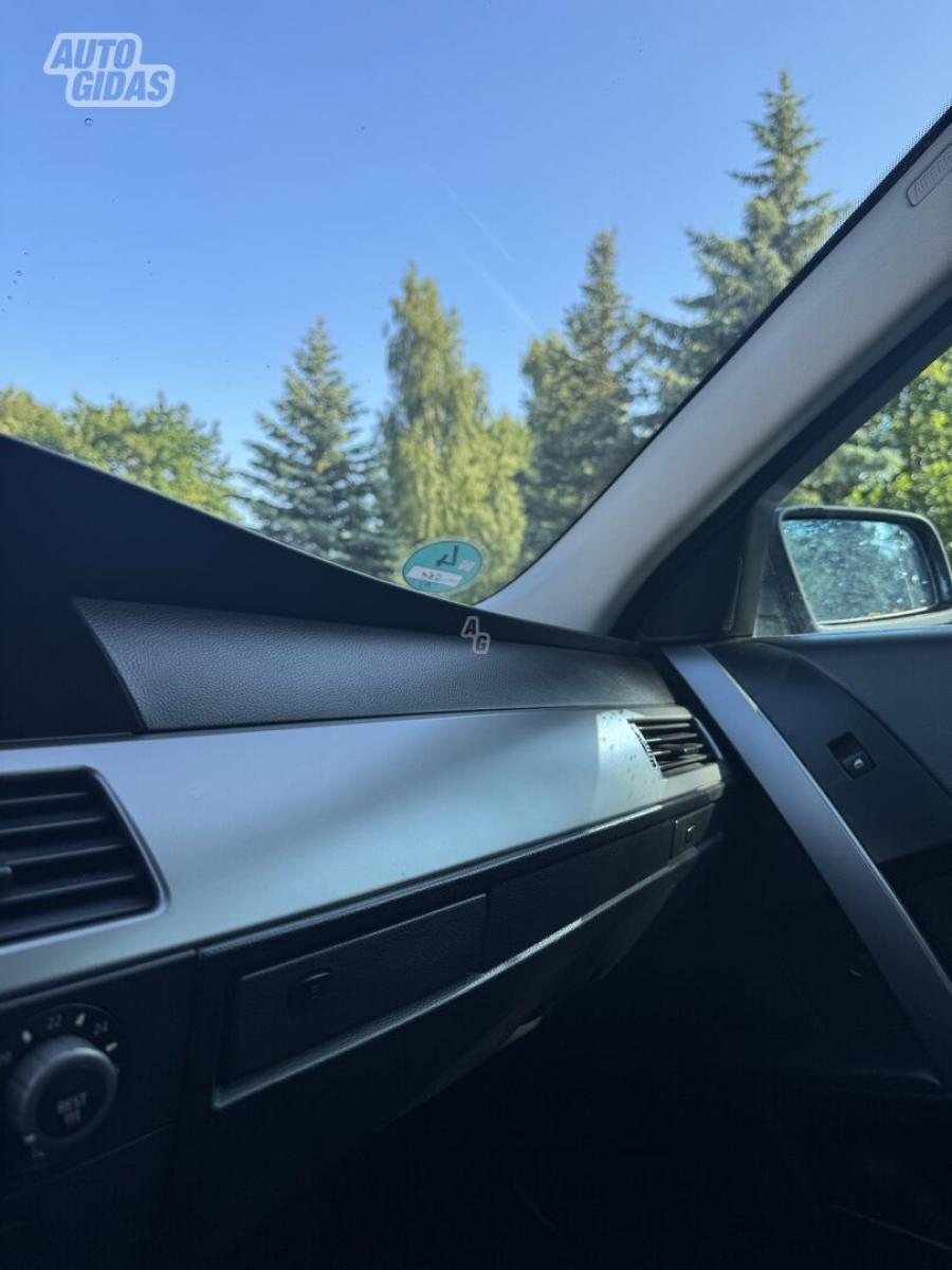 Grey BMW 525 2024 in Klaipeda, with an engine capacity of 2.50 L and mileage of 460 thousand km for 2550 €, photo 13 on AUTOMOTO.COM.LV