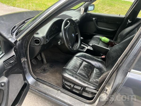 Grey BMW 525 1995 in Jelgava, with an engine capacity of 2.50 L and mileage of 298 thousand km for 4000 €, photo 11 on AUTOMOTO.COM.LV