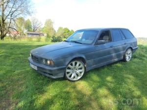 Pelēks BMW 525 1996 Aizkraukle, ar dzinēja tilpumu 2.50 L un nobraukumu 362 tūkst. km par 2450 €, foto 4 vietnē AUTOMOTO.COM.LV