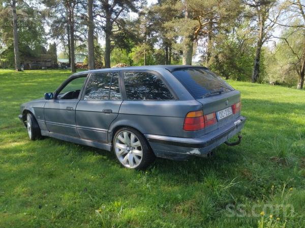 Серый БМВ 525 1996 в Айзкраукле, объемом двигателя 2.50 л и пробегом 362 тыс. км за 2450 €, фото 5 на AUTOMOTO.COM.LV