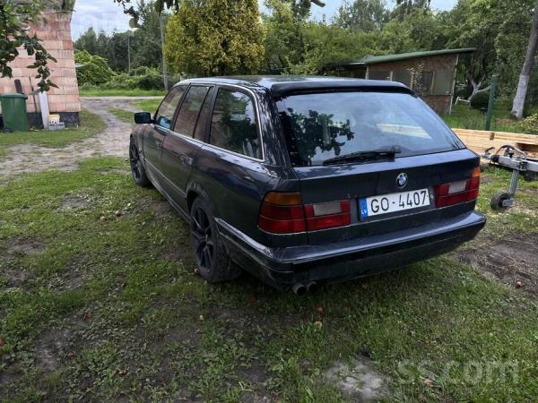 Серый БМВ 525 1996 в Елгава, объемом двигателя 2.50 л и пробегом 290 тыс. км за 7000 €, фото 2 на AUTOMOTO.COM.LV