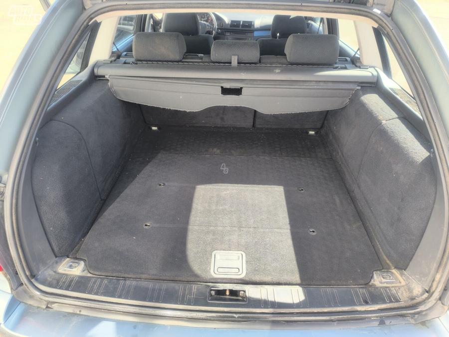 Grey BMW 525 2001 in Radviliskis, with an engine capacity of 2.50 L and mileage of 380 thousand km for 1650 €, photo 22 on AUTOMOTO.COM.LV