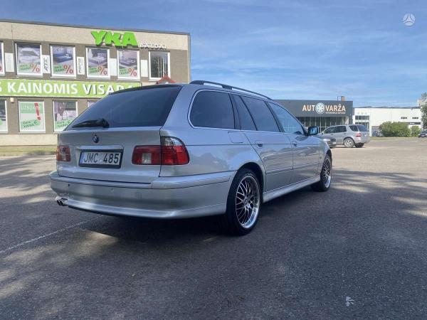 Pelēks BMW 525 2001 Alīta, ar dzinēja tilpumu 2.50 L un nobraukumu 470 tūkst. km par 2300 €, foto 8 vietnē AUTOMOTO.COM.LV