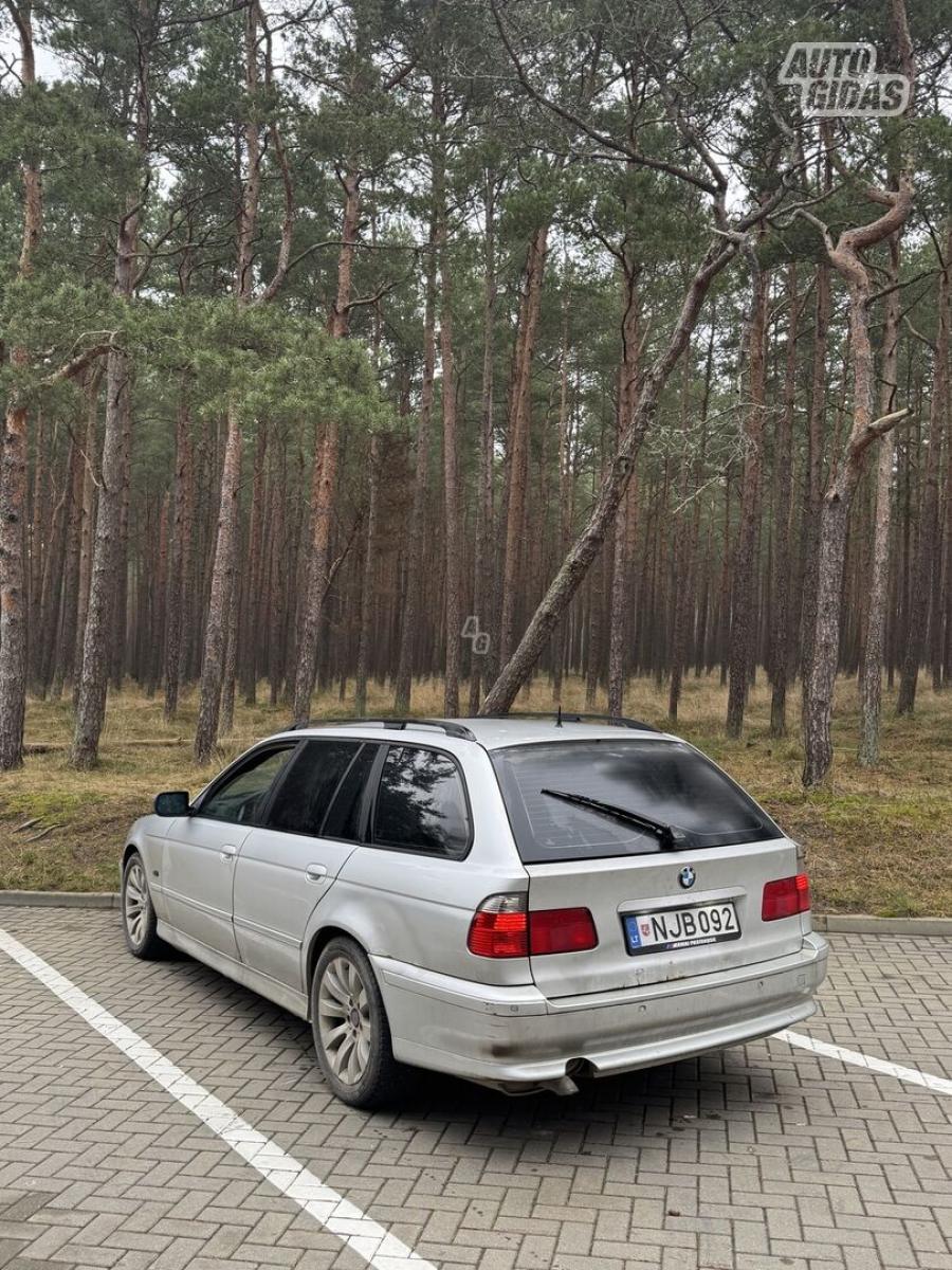 Grey BMW 525 2002 in Palanga, with an engine capacity of 2.50 L and mileage of 446 thousand km for 1250 €, photo 7 on AUTOMOTO.COM.LV
