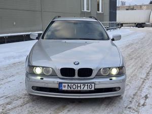 Pelēks BMW 525 2002 Šauļi, ar dzinēja tilpumu 2.50 L un nobraukumu 300 tūkst. km par 1850 €, foto 3 vietnē AUTOMOTO.COM.LV