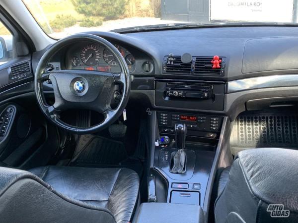 Pelēks BMW 525 2002 Kauņa, ar dzinēja tilpumu 2.50 L un nobraukumu 350 tūkst. km par 1150 €, foto 9 vietnē AUTOMOTO.COM.LV