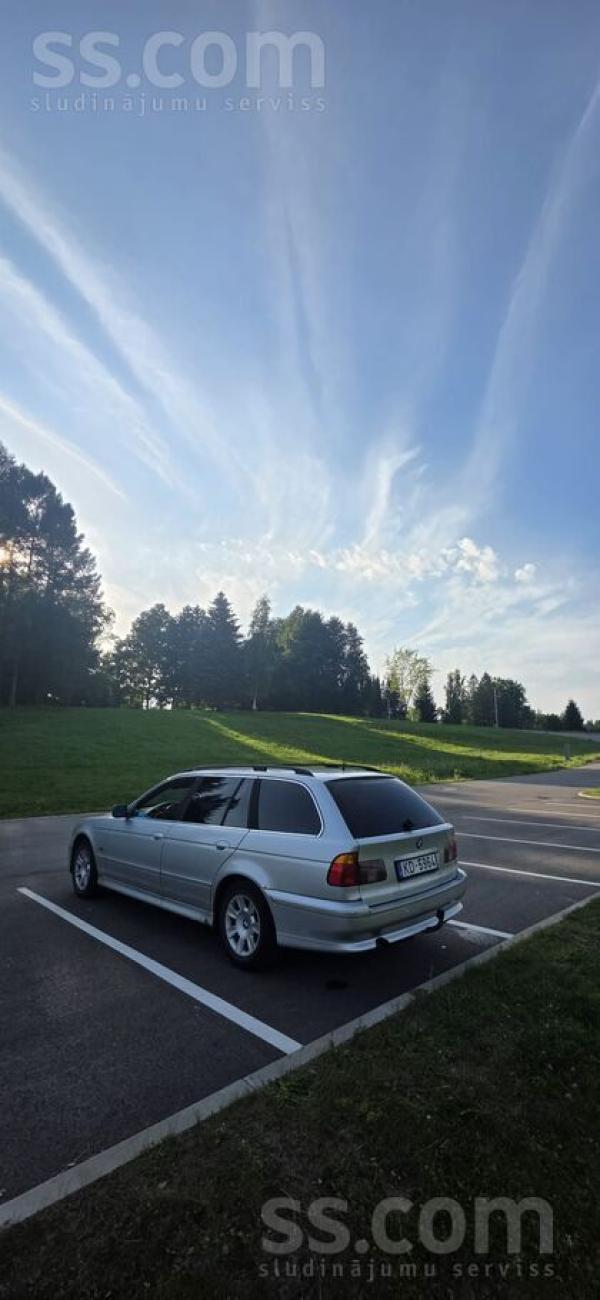 Pelēks BMW 525 2002 Valmiera, ar dzinēja tilpumu 2.50 L un nobraukumu 353 tūkst. km par 1200 €, foto 4 vietnē AUTOMOTO.COM.LV
