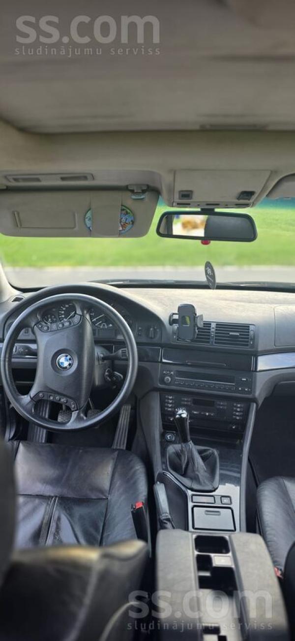 Pelēks BMW 525 2002 Valmiera, ar dzinēja tilpumu 2.50 L un nobraukumu 353 tūkst. km par 1200 €, foto 5 vietnē AUTOMOTO.COM.LV
