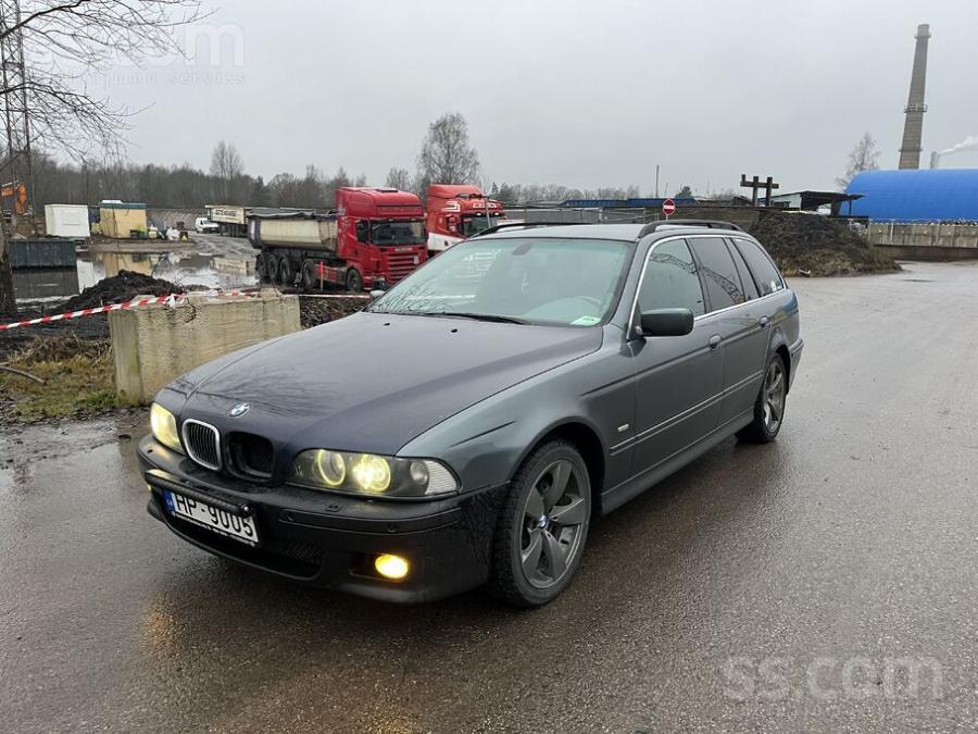 Grey BMW 525 2003 in Valmiera, with an engine capacity of 2.50 L and mileage of 486 thousand km for 2500 €, photo 4 on AUTOMOTO.COM.LV