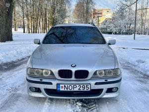 Grey BMW 525 2003 in Silute, with an engine capacity of 2.50 L and mileage of 348 thousand km for 2199 €, photo 3 on AUTOMOTO.COM.LV