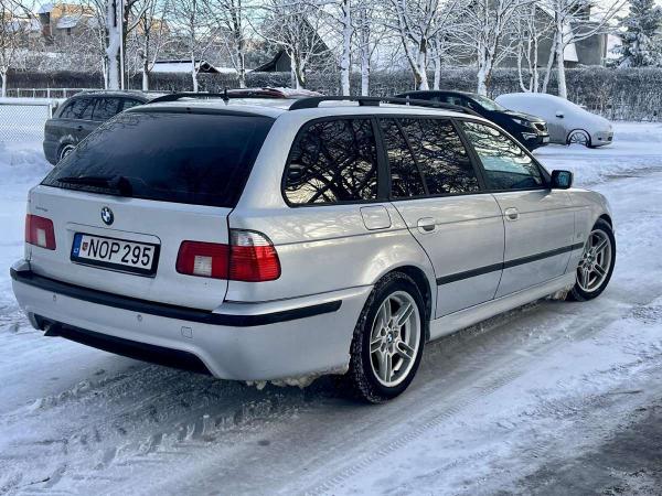 Grey BMW 525 2003 in Silute, with an engine capacity of 2.50 L and mileage of 348 thousand km for 2199 €, photo 4 on AUTOMOTO.COM.LV