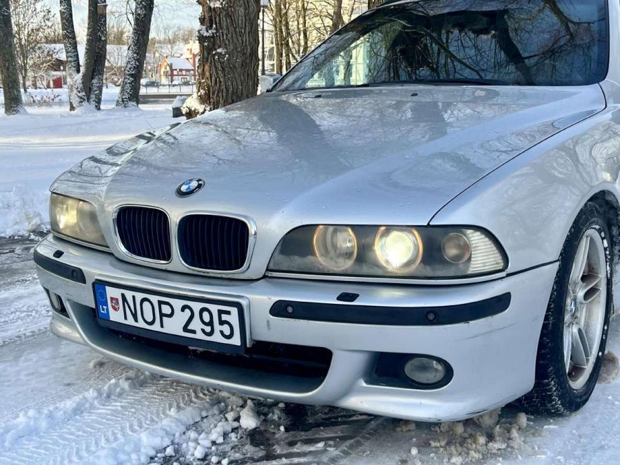 Grey BMW 525 2003 in Silute, with an engine capacity of 2.50 L and mileage of 348 thousand km for 2199 €, photo 9 on AUTOMOTO.COM.LV