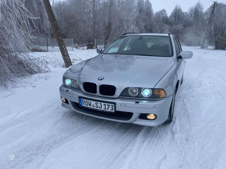 Grey BMW 525 2003 in Vilkaviskis, with an engine capacity of 2.50 L and mileage of 385 thousand km for 2450 €, photo 1 on AUTOMOTO.COM.LV