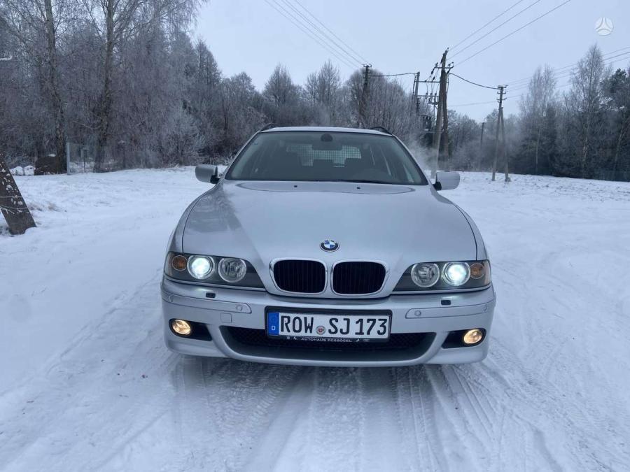 Grey BMW 525 2003 in Vilkaviskis, with an engine capacity of 2.50 L and mileage of 385 thousand km for 2450 €, photo 2 on AUTOMOTO.COM.LV