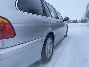 Grey BMW 525 2003 in Vilkaviskis, with an engine capacity of 2.50 L and mileage of 385 thousand km for 2450 €, photo 18 on AUTOMOTO.COM.LV
