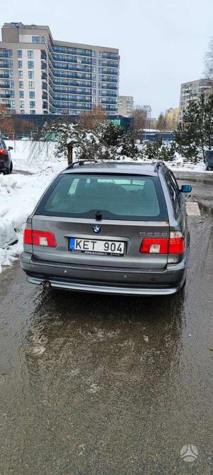 Grey BMW 525 2003 in Vilnius, with an engine capacity of 0.00 L and mileage of 380 thousand km for 900 €, photo 3 on AUTOMOTO.COM.LV
